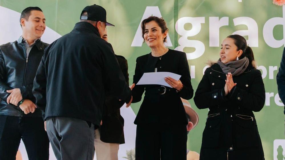 Reconoce Vero Delgadillo a trabajadores de parques y jardines por más ...